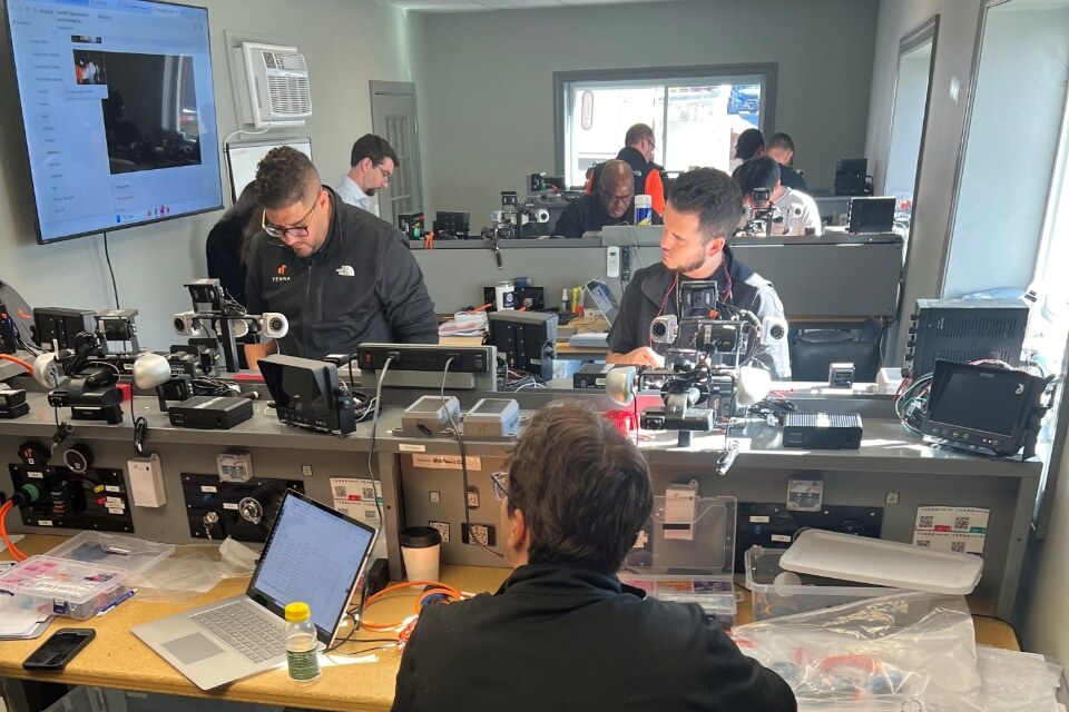 Why Proper GPS Tracker Installation Is Critical | Blog | Tenna